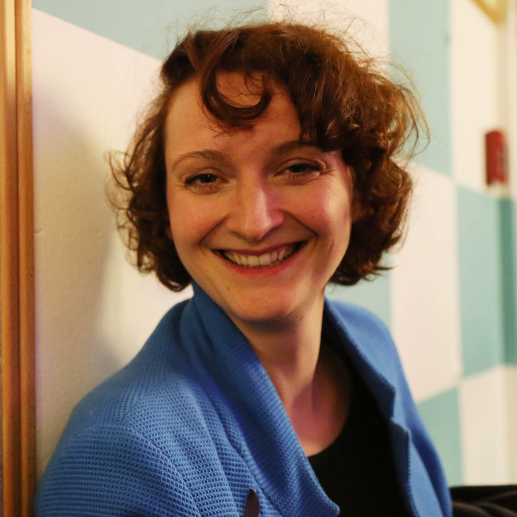 AI on stage: Prof. Dr. Nina Tecklenburg experiments with generative AI ...